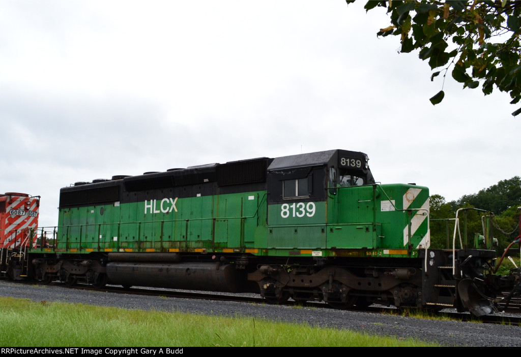 HLCX SD40-2 8139